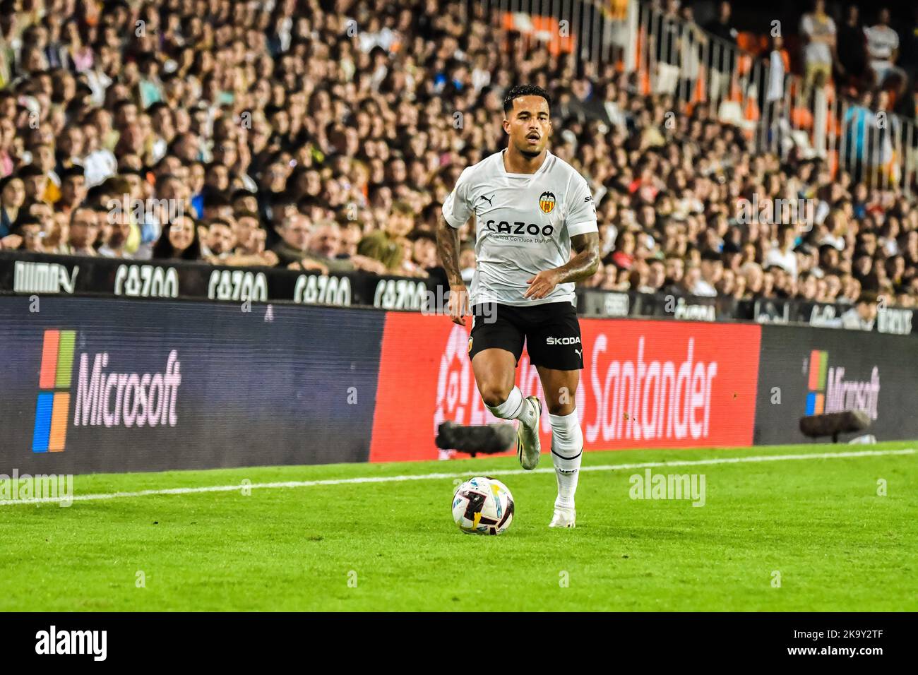 VALENCIA, SPAIN - OCTOBER 29: Justin Kluivert of Valencia CF during the ...