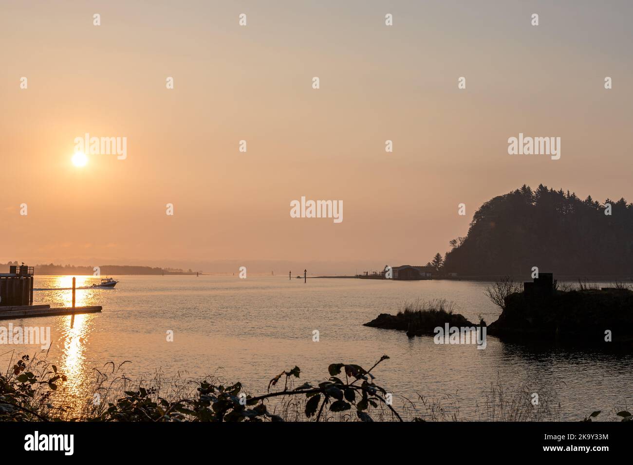 Lewis and clark state park boat hi-res stock photography and images - Alamy