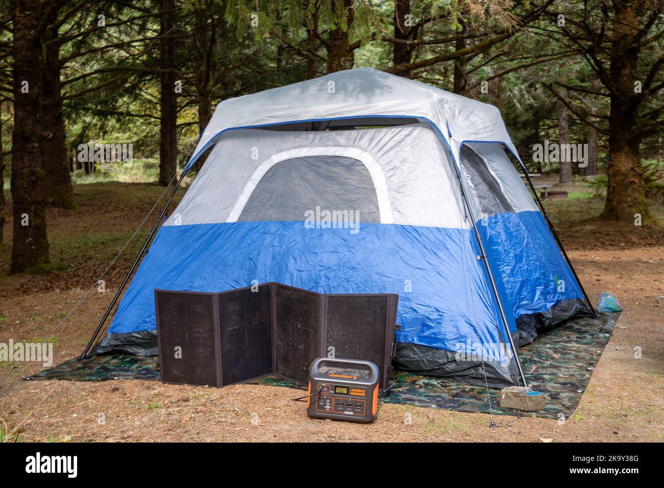 Ilwaco, WA. USA - 10-17-2022: Tent Camping with a Jackery 1000 Watt ...