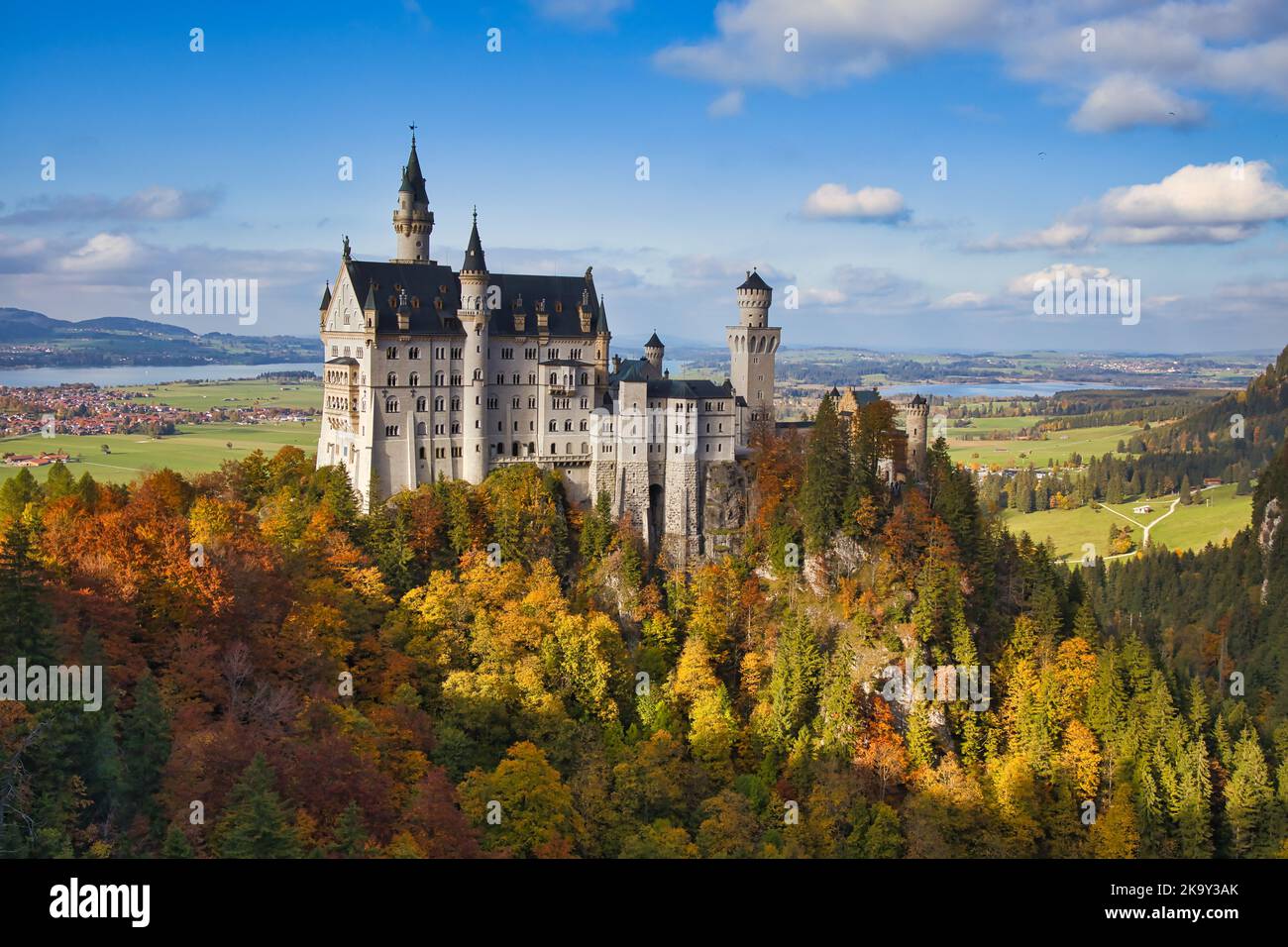 Neuschwanstein castle autumn hi-res stock photography and images - Alamy
