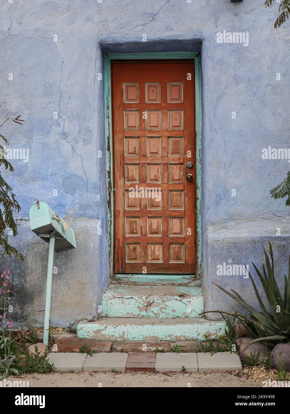 Neighborhood in the desert hi-res stock photography and images - Alamy