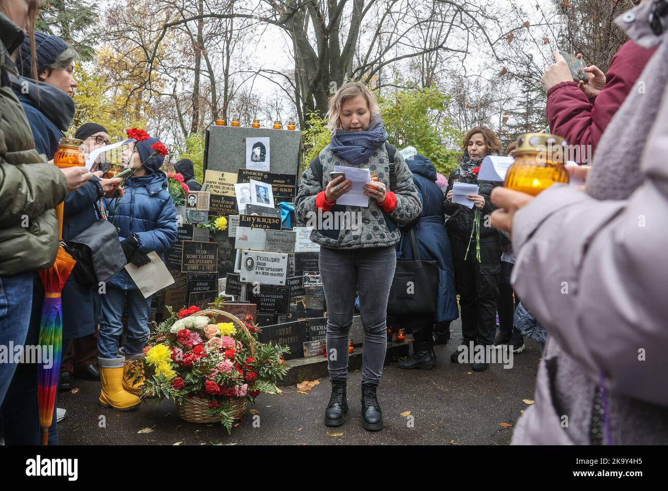 Burial of execution victims hi-res stock photography and images - Alamy