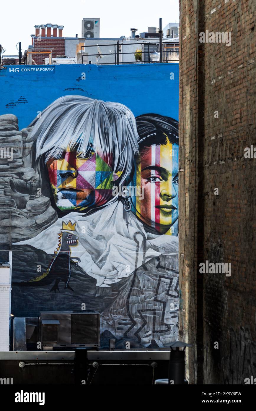 Dinosaur face paint hi-res stock photography and images - Alamy