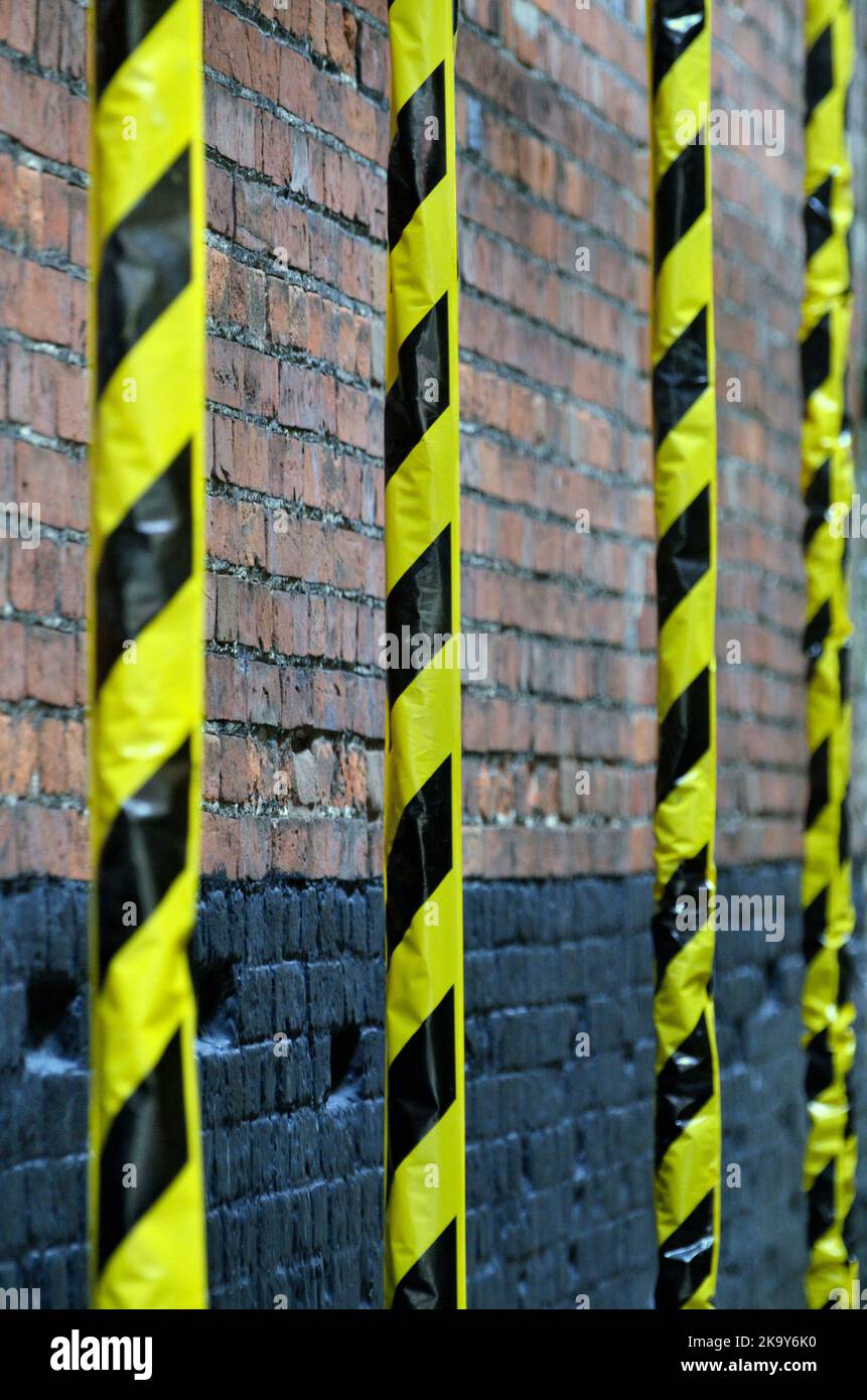 Safety scaffold hi-res stock photography and images - Alamy