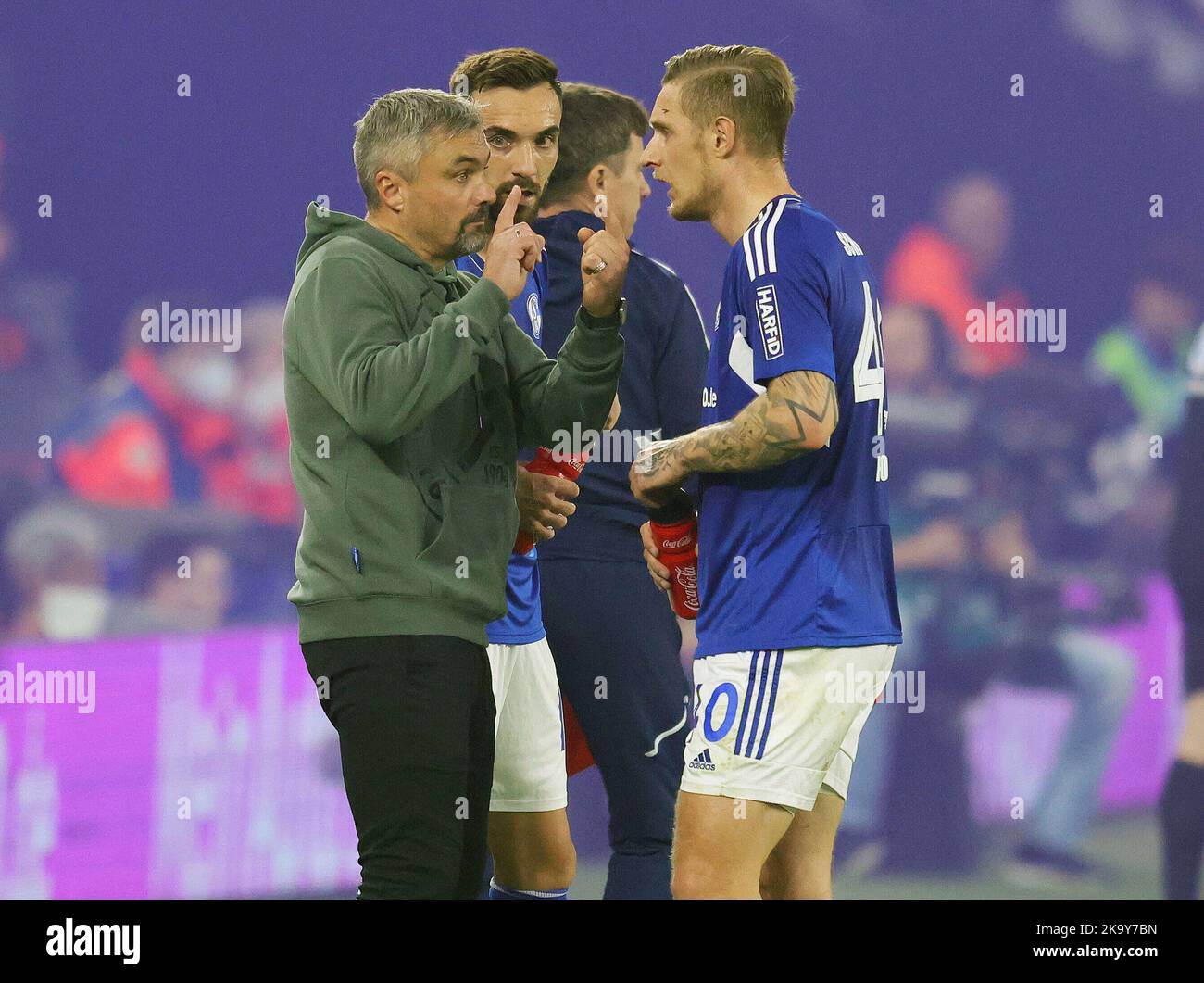 Schalke, Deutschland. 30th Oct, 2022. firo : 10/30/2022, football ...