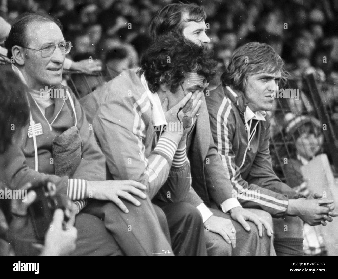 Gordon gregory Black and White Stock Photos & Images - Alamy