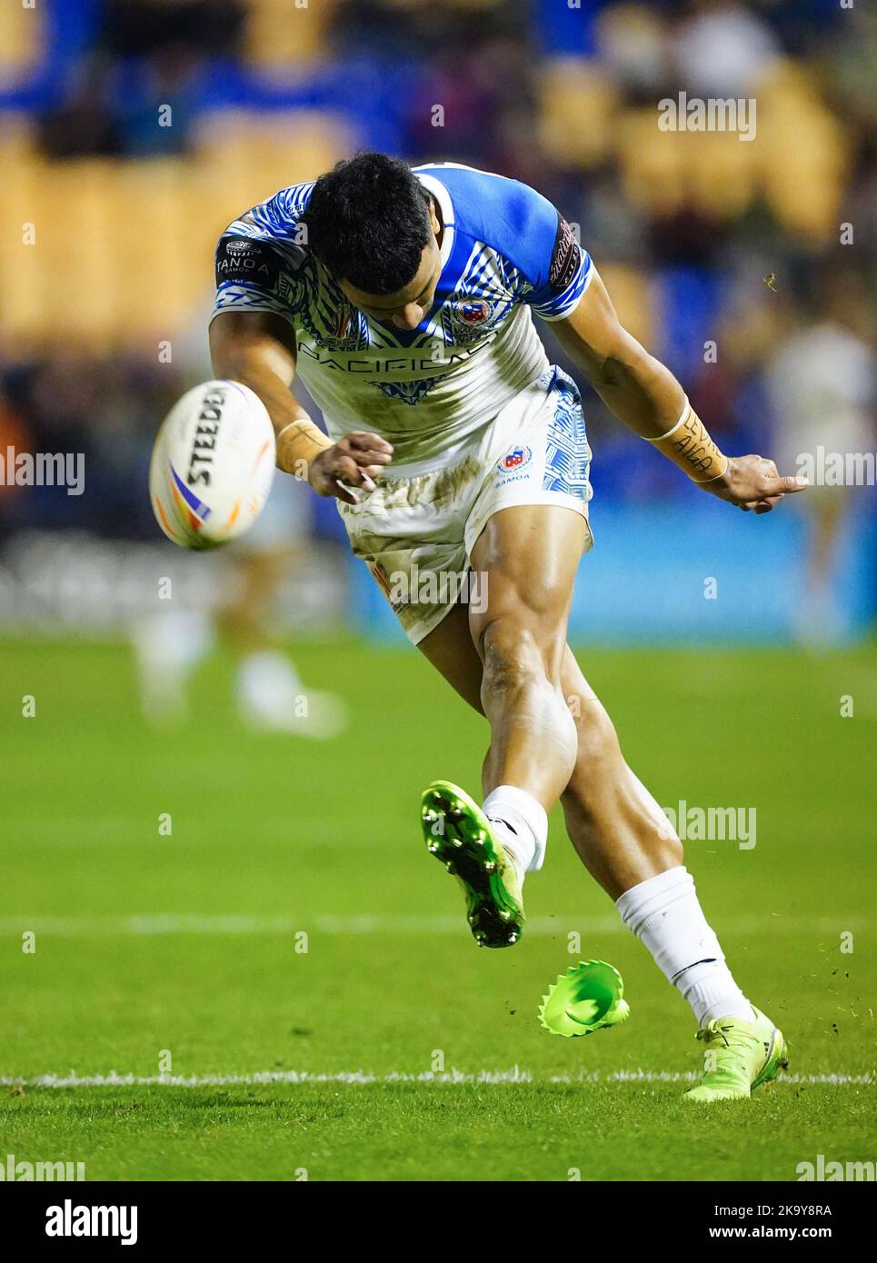 Samoa's Stephen Crichton during the Rugby League World Cup group A ...