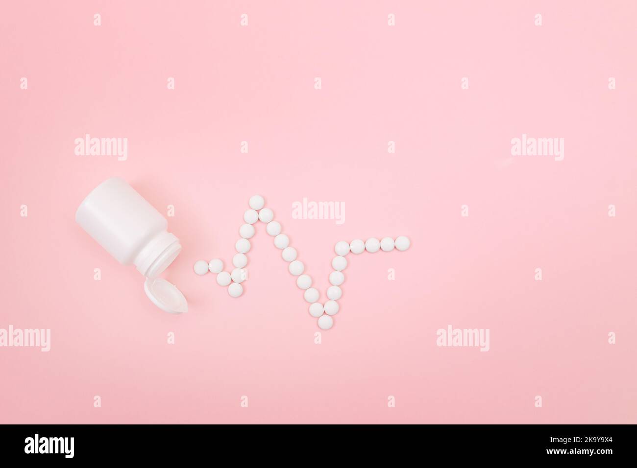 Cardiac cardiogram hi-res stock photography and images - Alamy