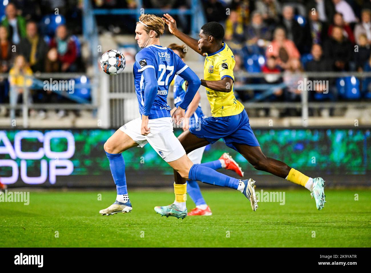 Jong Genk's Matisse Didden and Beveren's Thierno Barry pictured in ...
