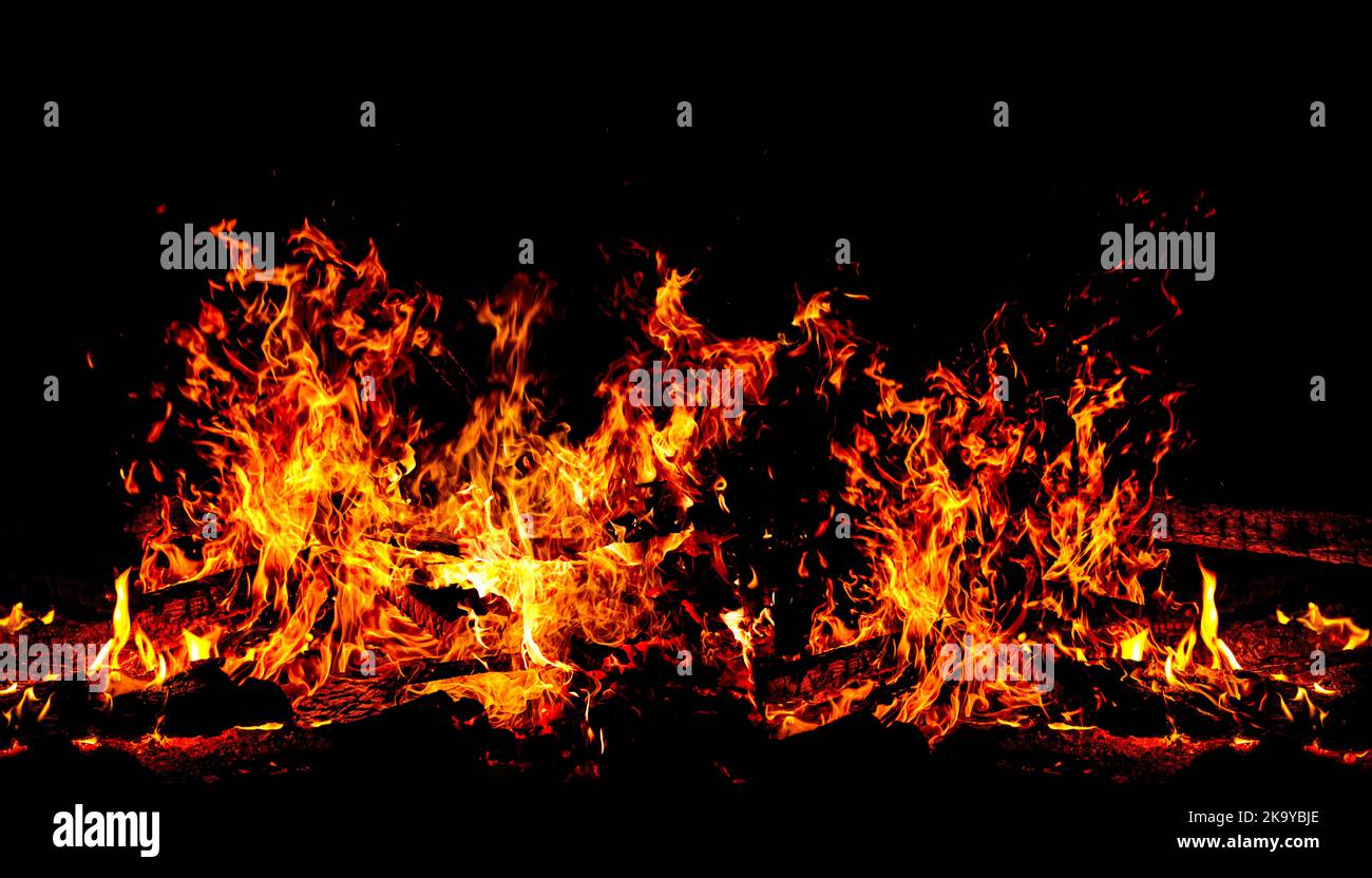 a huge bonfire at night Stock Photo - Alamy