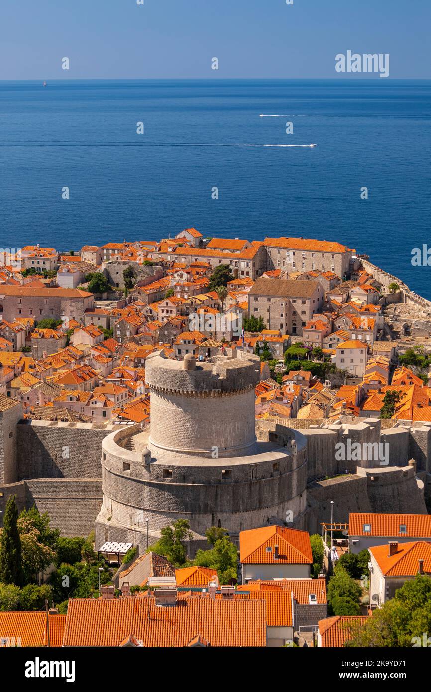 DUBROVNIK, CROATIA, EUROPE - The Minceta Tower in the walled fortress ...