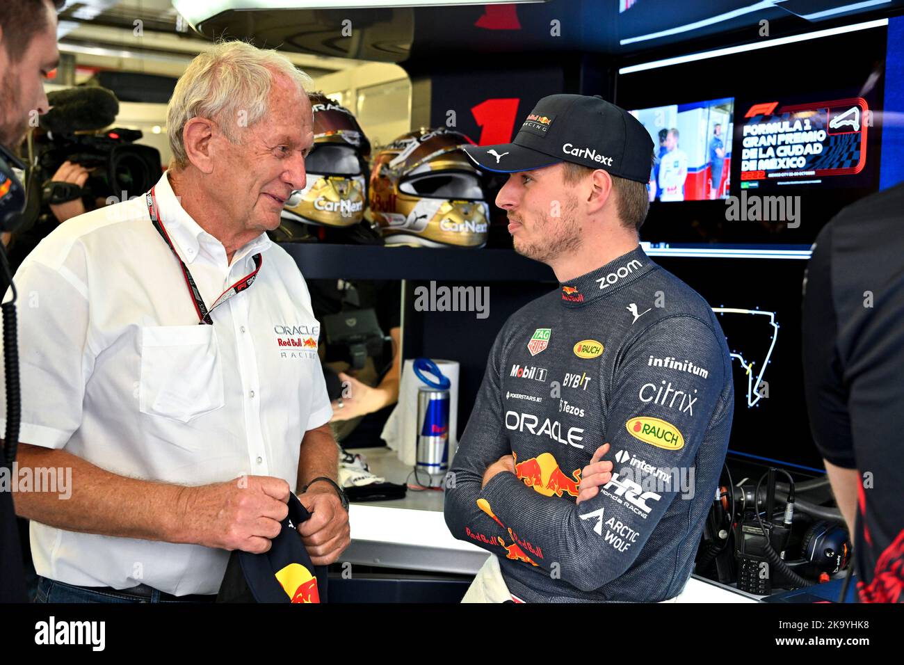 Mexico City, Mexico. 28th Oct, 2022. dr Helmut Marko (AUT, Oracle Red Bull Racing), #1 Max ...