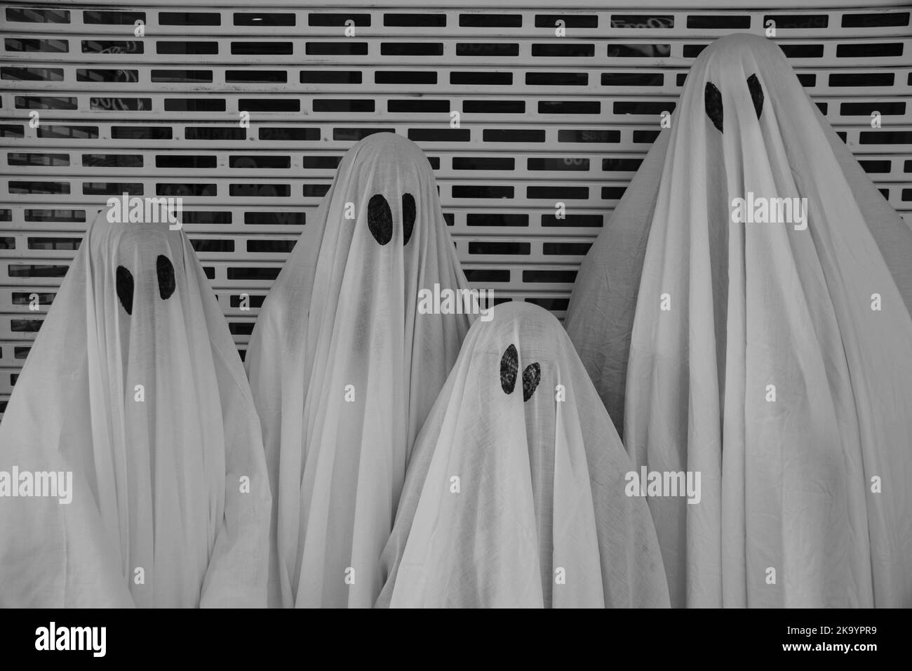 Derry today attemtped to break the world record for the most ghosts in ...