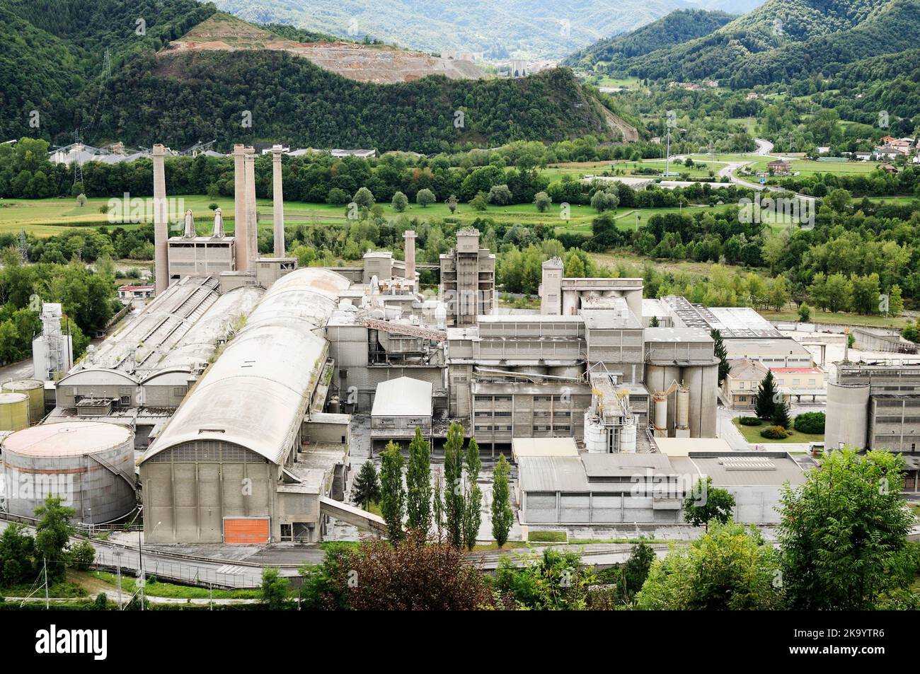 Factory lunch room hi-res stock photography and images - Alamy