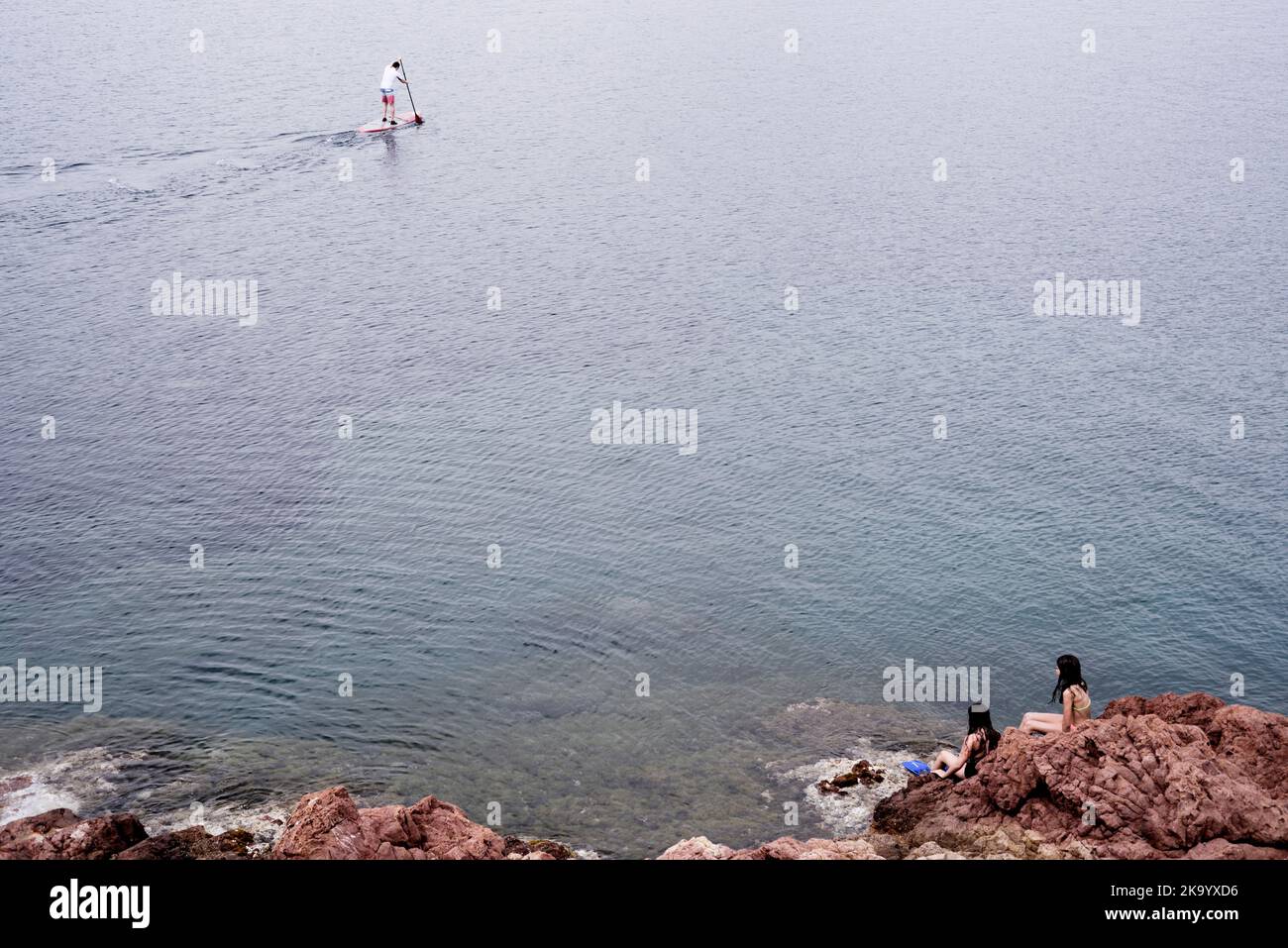 Blue sea rocks french riviera hi-res stock photography and images - Alamy