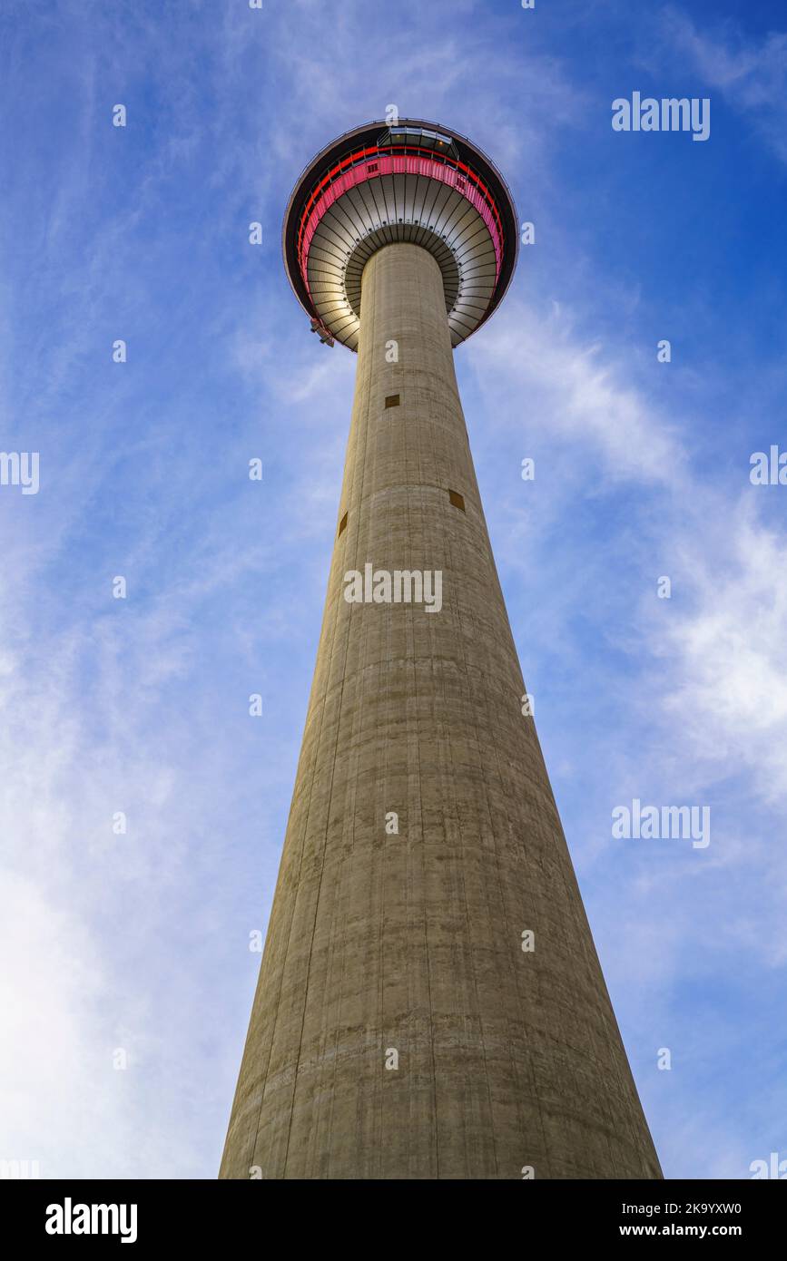 Calgary tower hi-res stock photography and images - Alamy
