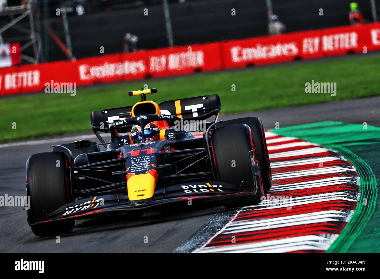 Sergio Perez (MEX) Red Bull Racing RB18. Mexican Grand Prix, Sunday ...
