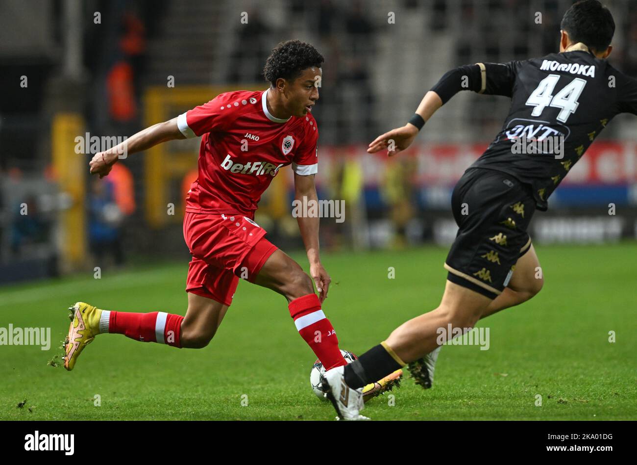 Antwerp's Anthony Valencia pictured in action during a soccer match ...