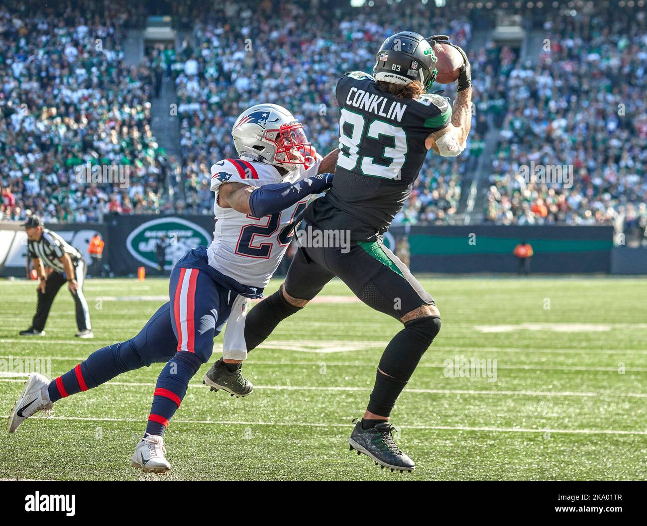 Tyler conklin jets hi-res stock photography and images - Alamy
