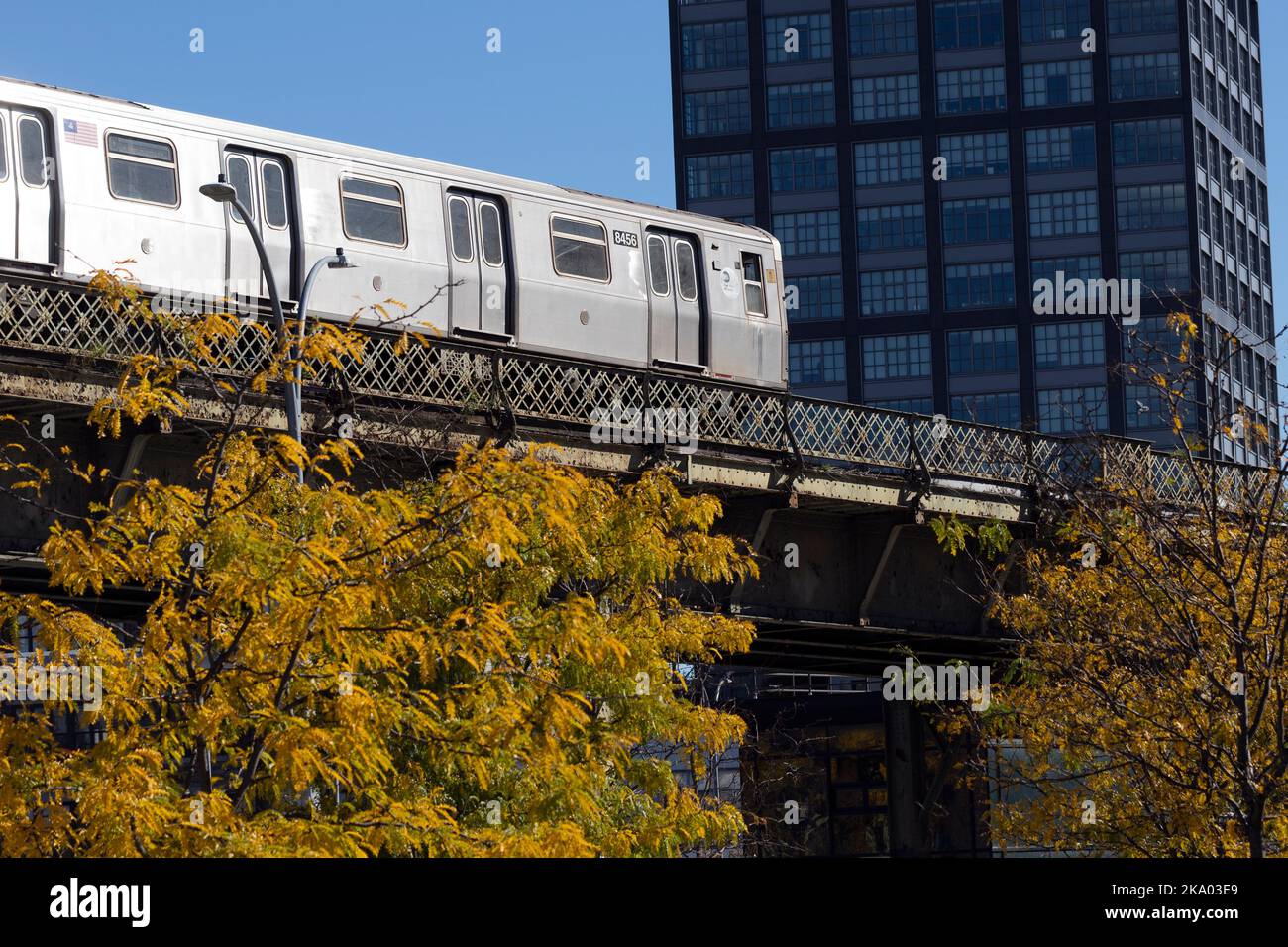 New York City subway train, Williamsburg, Brooklyn Stock Photo - Alamy