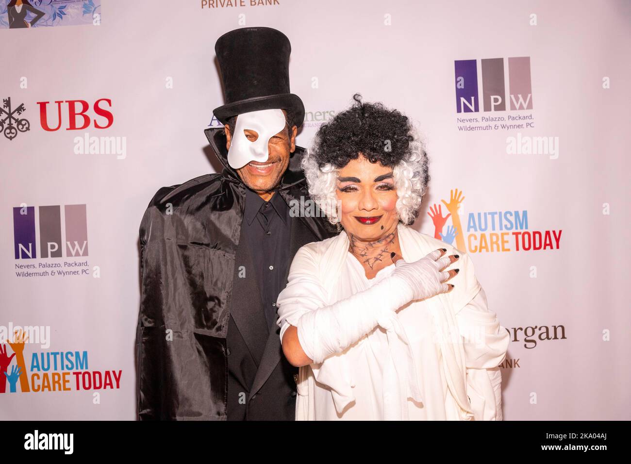 Woodland Hills, California, USA. 29th Oct, 2022. Dan Martin, Ella Joyce attend 1st Annual All ...