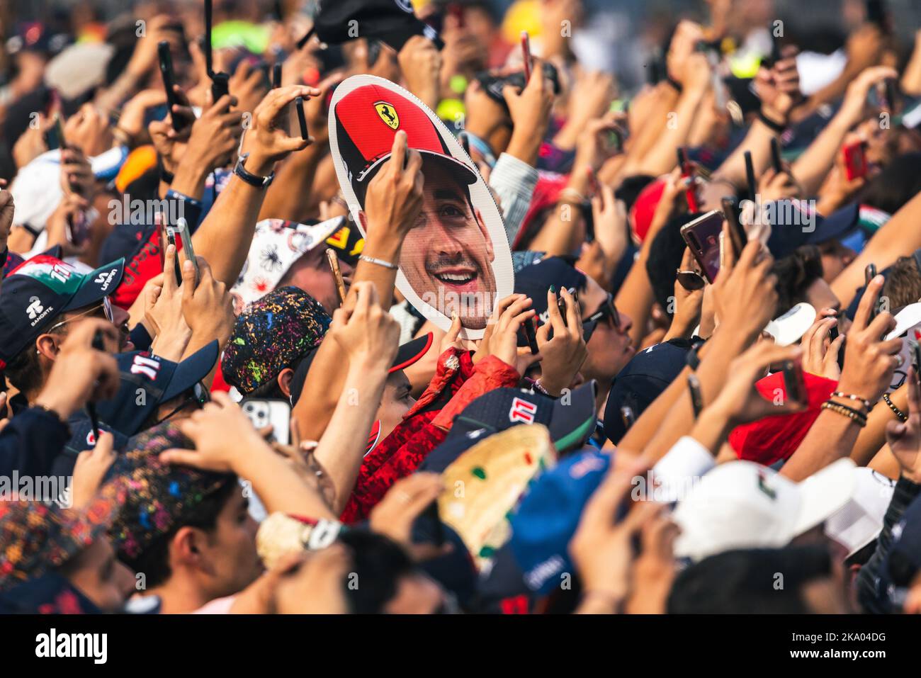 Fans at the podium. 30.10.2022. Formula 1 World Championship, Rd 20 ...