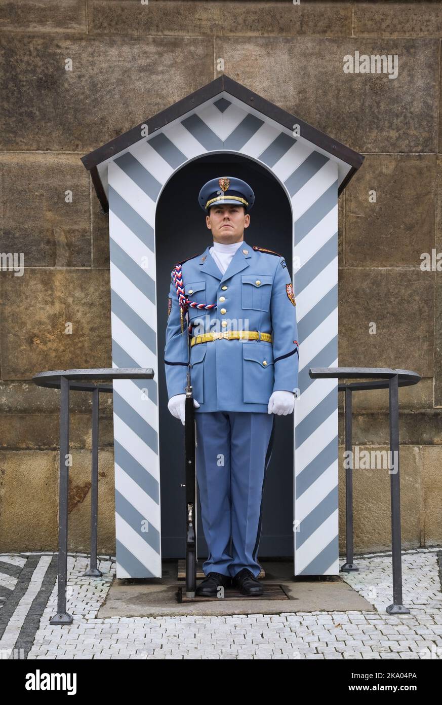 Guard and sentry box at the front gate of Prague Castle, Prague, Czech ...