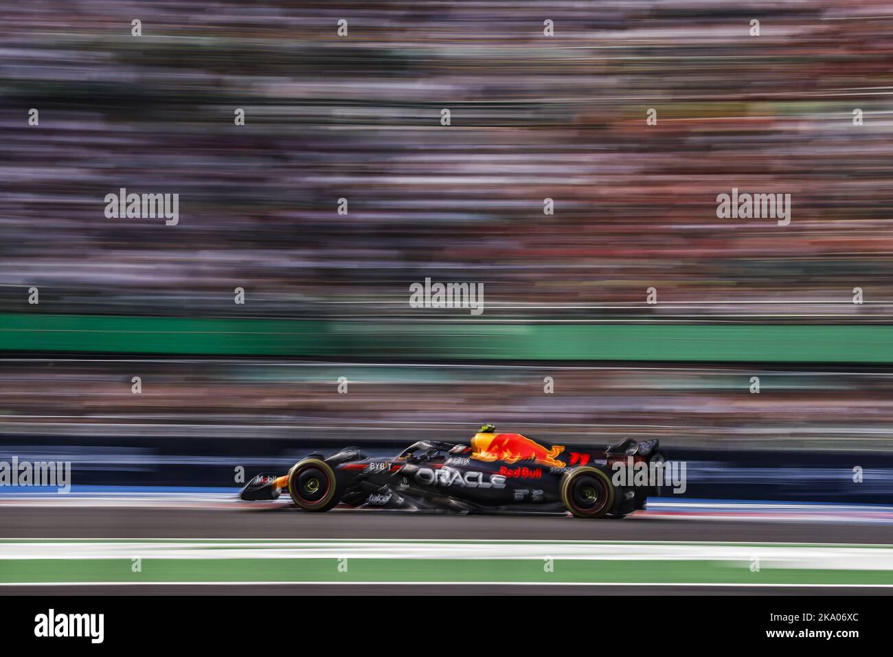 11 PEREZ Sergio (mex), Red Bull Racing RB18, action during the Formula ...