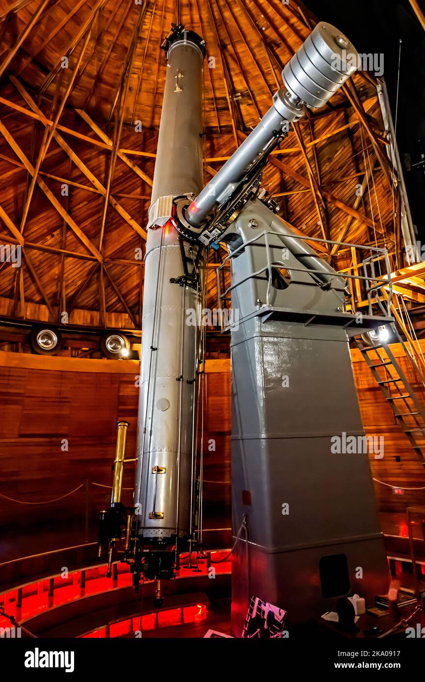 Lowell Observatory: Flagstaff, AZ: 24-inch Clark refracting telescope ...