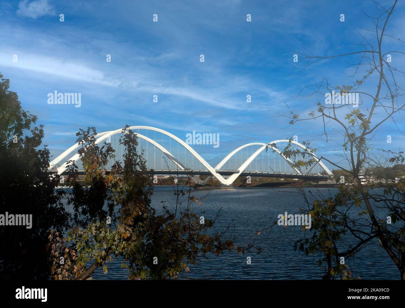 Freerick Douglass Memorial Bridge over the Anacostia River Stock Photo ...