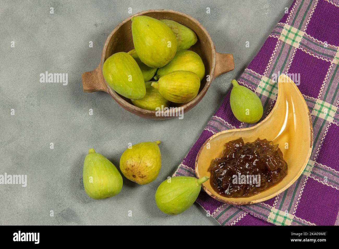 Fresh figs with ingredients on the table Stock Photo - Alamy