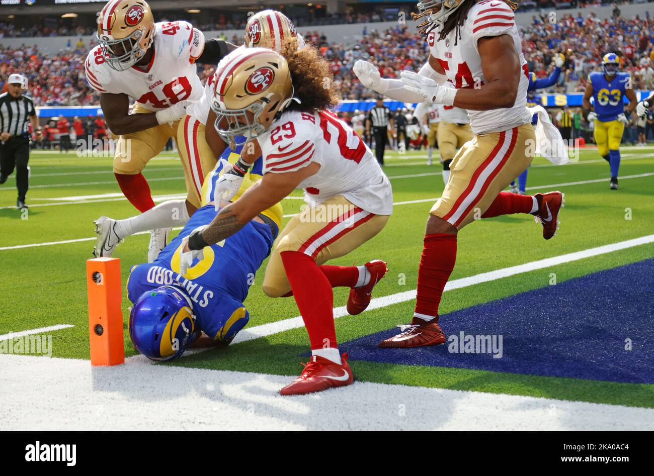 October 30, 2022 Los Angeles Rams quarterback Matthew Stafford #9 dives ...