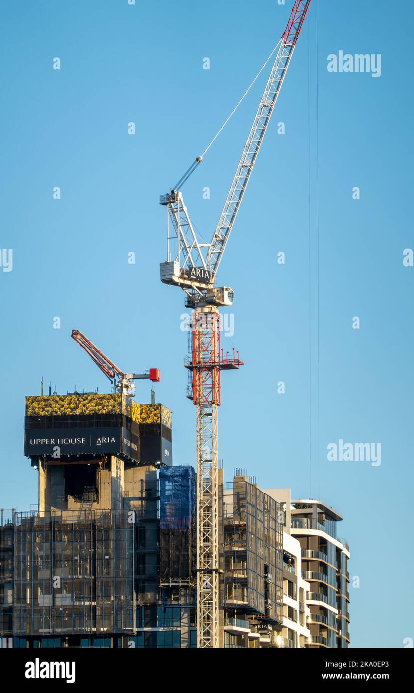 Brisbane, Queensland, Australia - August 2022: Cranes working on ...