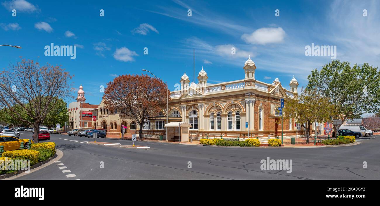 The Old Historic Town Hall the corner of Otho St and Evans St in ...