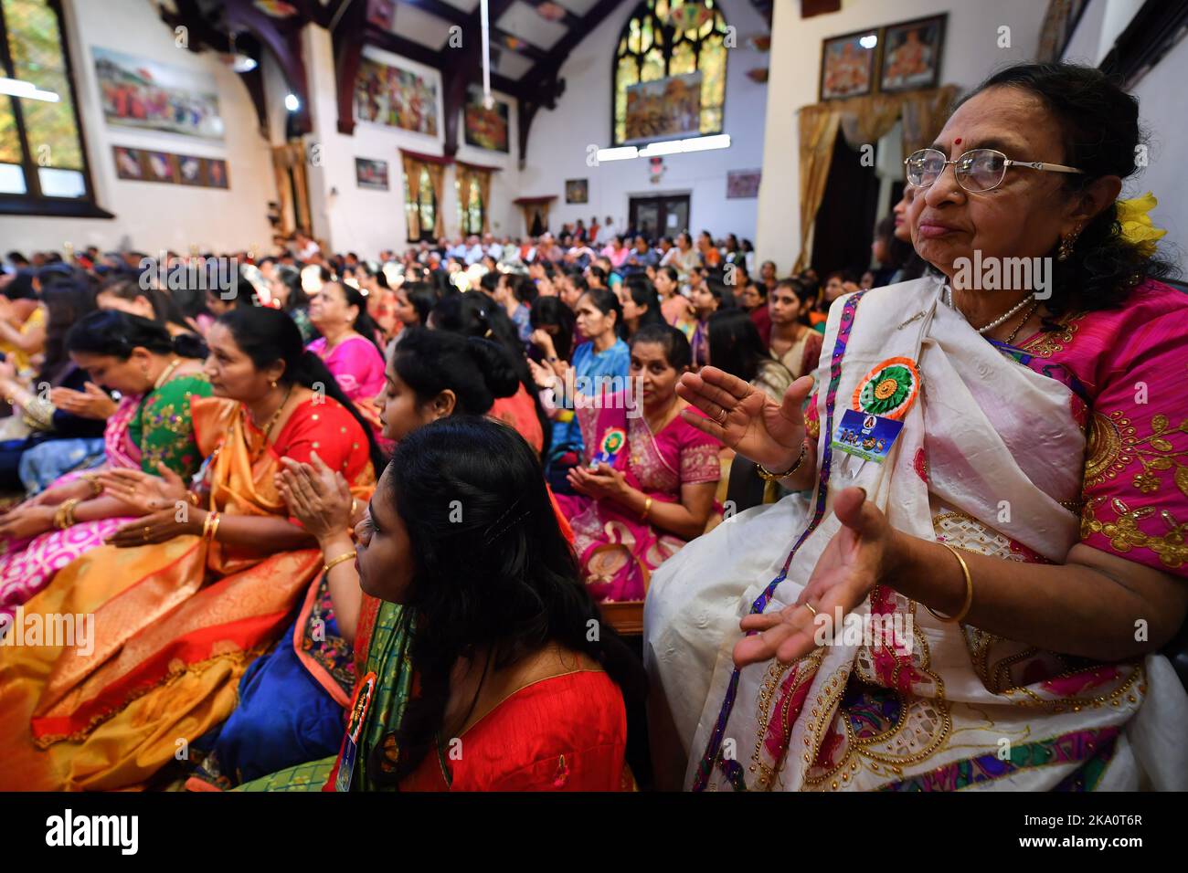 Hindu devotees celebrate Annkut Aarti with prayer and singing. Diwali ...