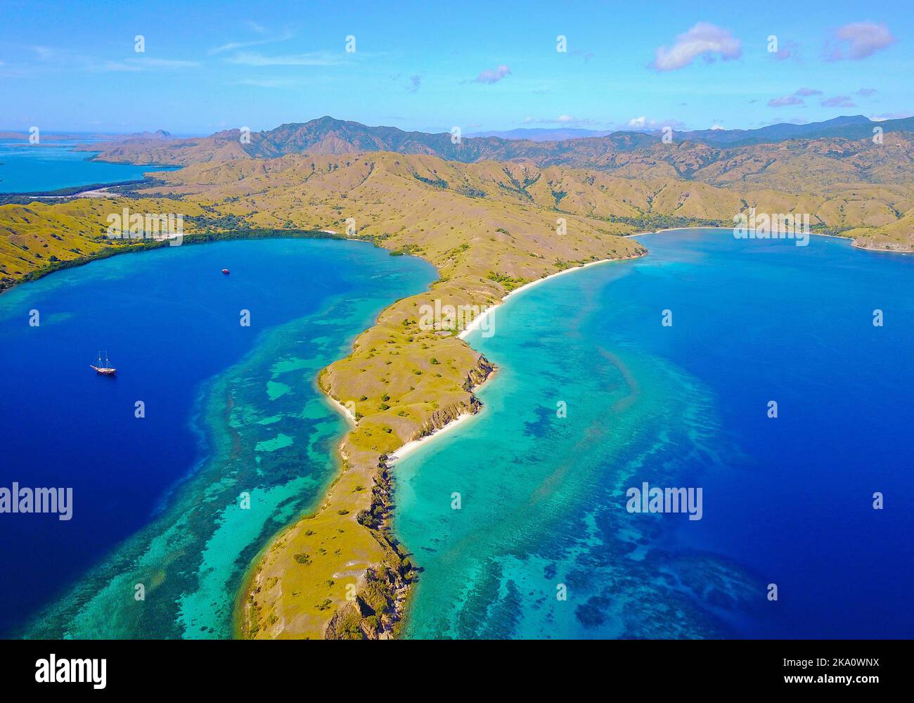 Labuan bajo flores diving hi-res stock photography and images - Alamy