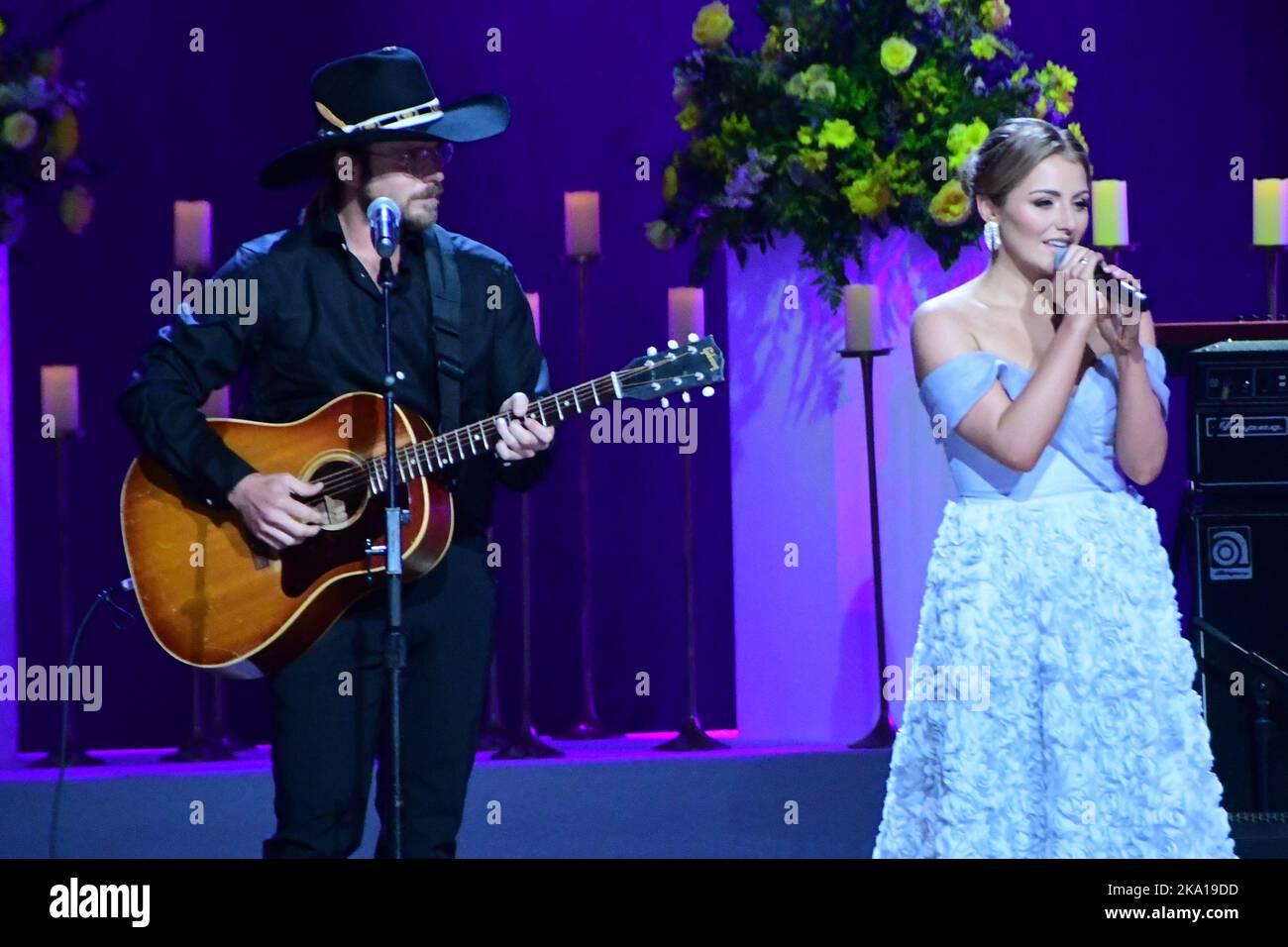 Emmy rose russell hi-res stock photography and images - Alamy