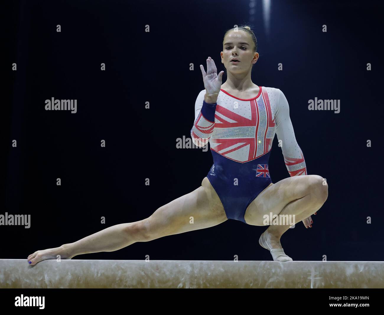 Alice kinsella balance beam hi-res stock photography and images - Alamy