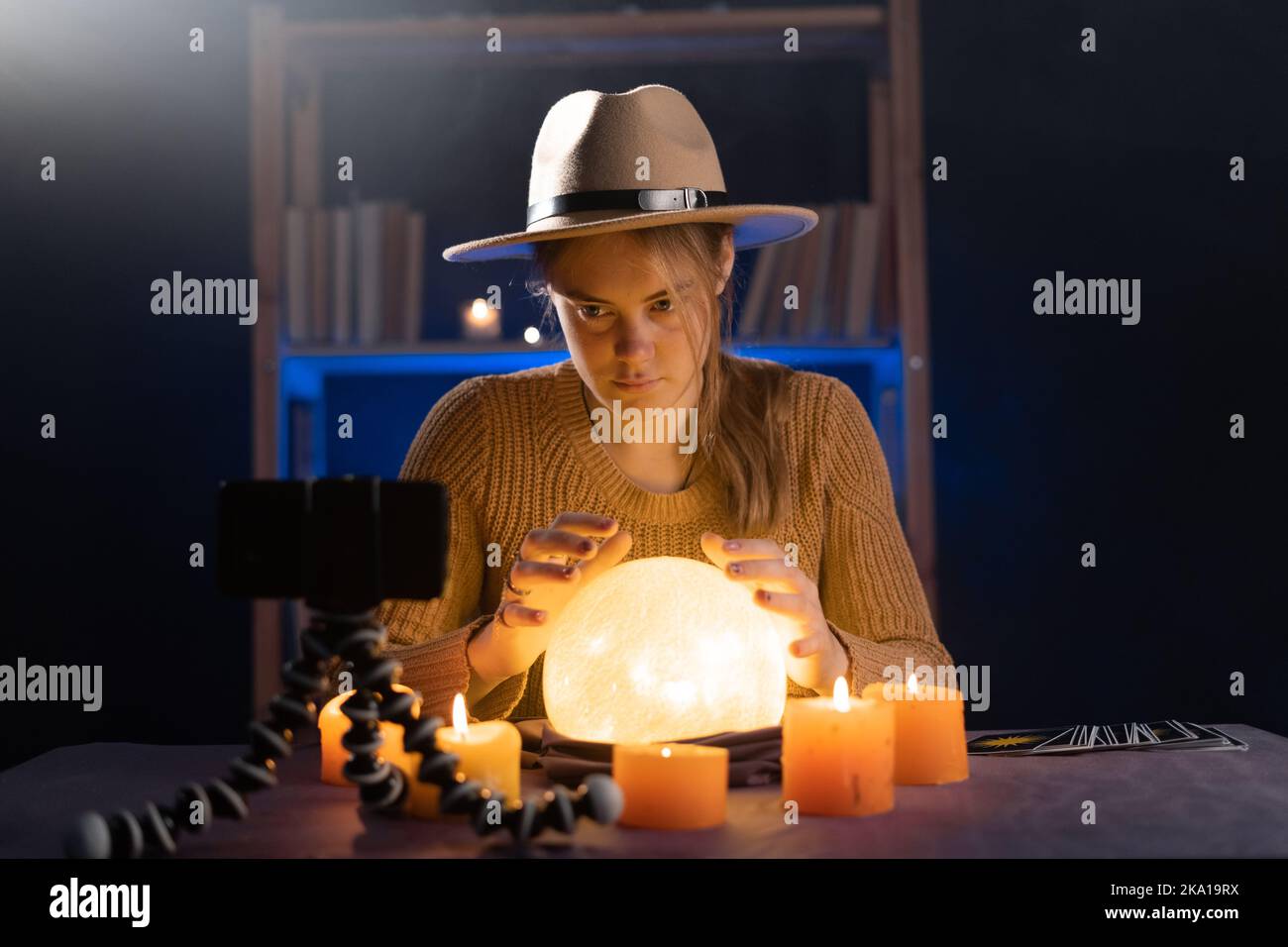 Predict and future hi-res stock photography and images - Alamy