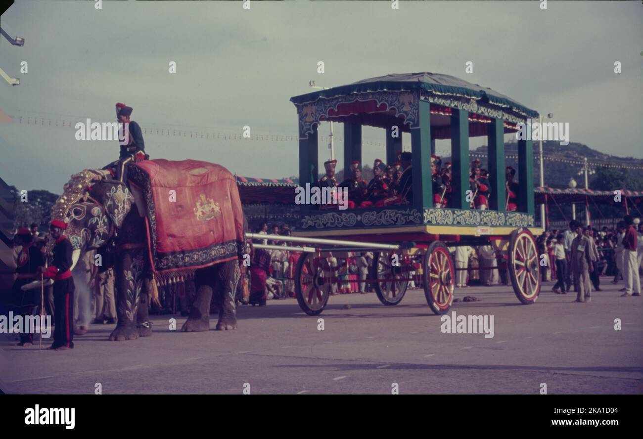 Mysore dasara elephant hi-res stock photography and images - Alamy