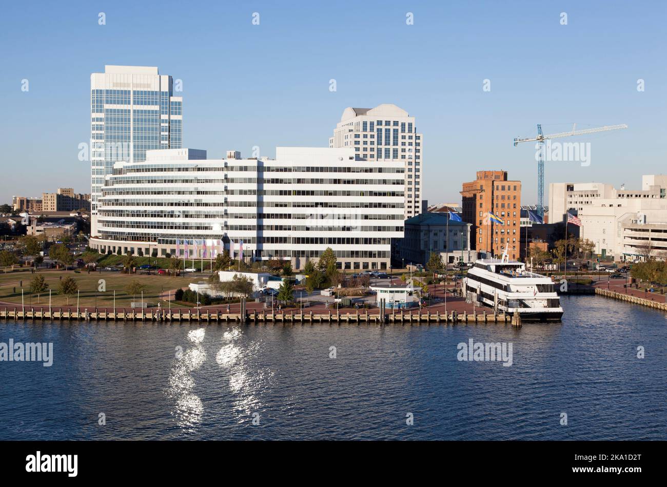Norfolk virginia skyline hi-res stock photography and images - Alamy