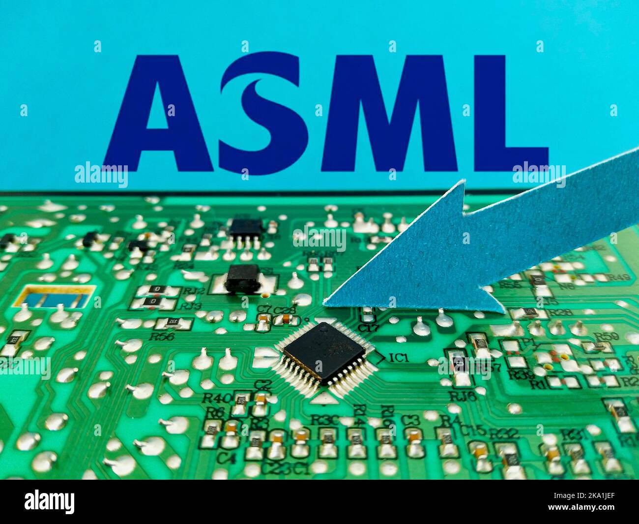 SUQIAN, CHINA - OCTOBER 31, 2022 - Financial illustration: lithography ...