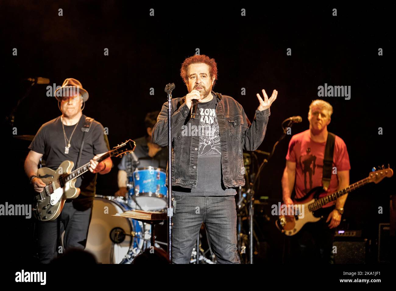 Counting crows 2022 hi-res stock photography and images - Alamy