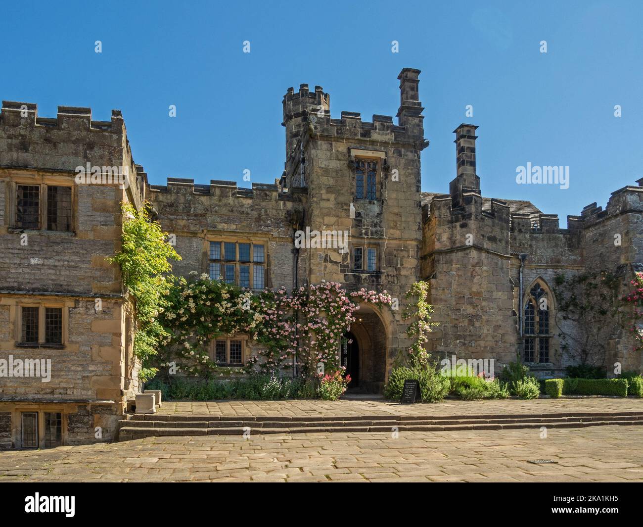 Hall house medieval hi-res stock photography and images - Alamy