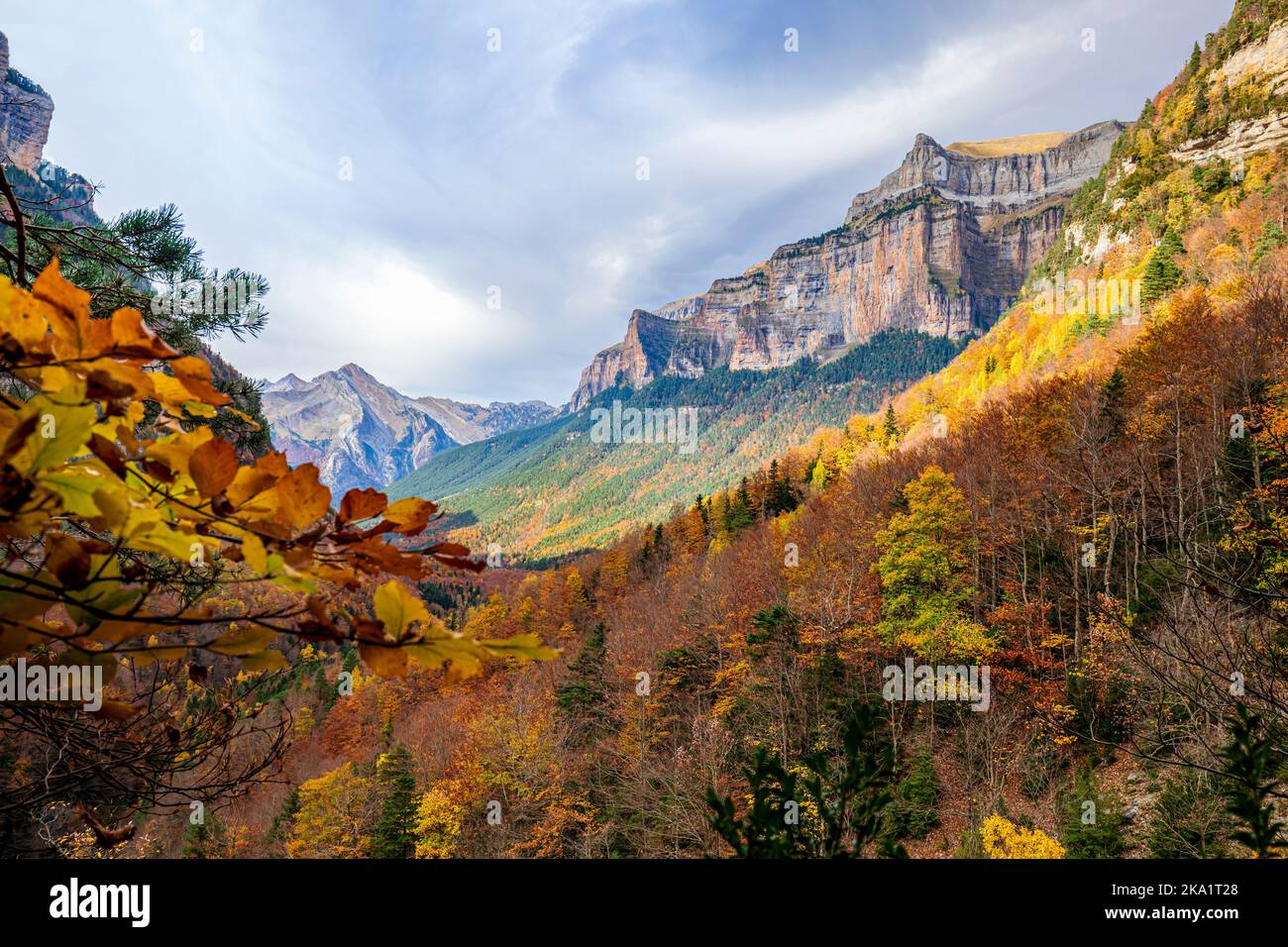 Spectacular view of the Ordesa Valley with the colors of autumn. Ordesa ...