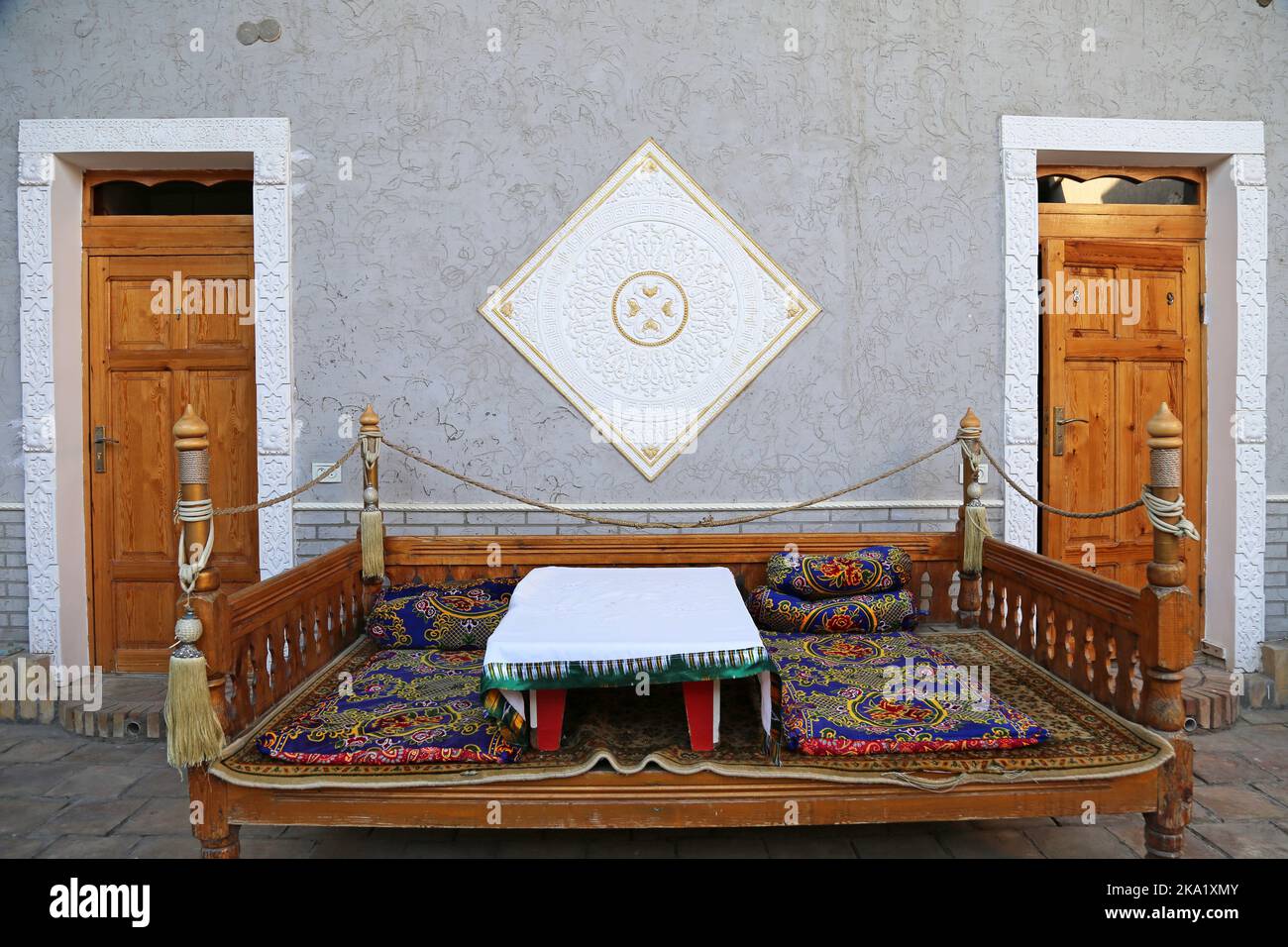 Kusha darvoza hi-res stock photography and images - Alamy