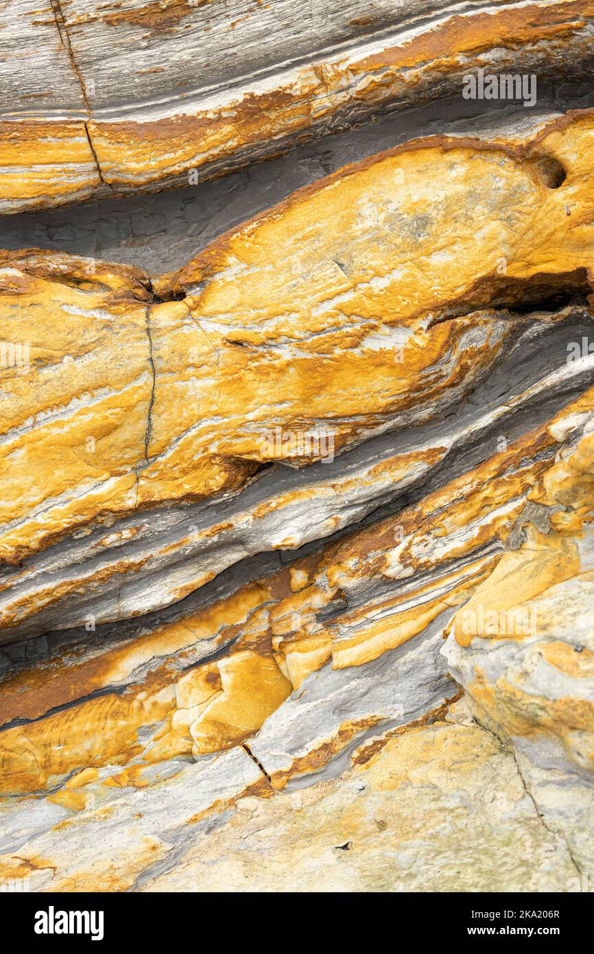 Alternating layers hi-res stock photography and images - Alamy