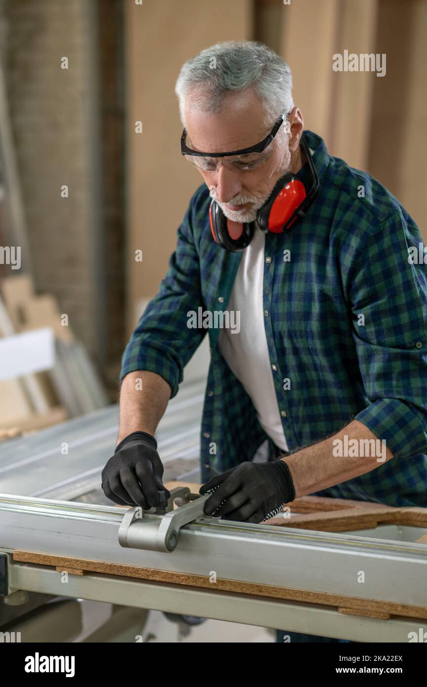 Male craft person furniture hi-res stock photography and images - Alamy