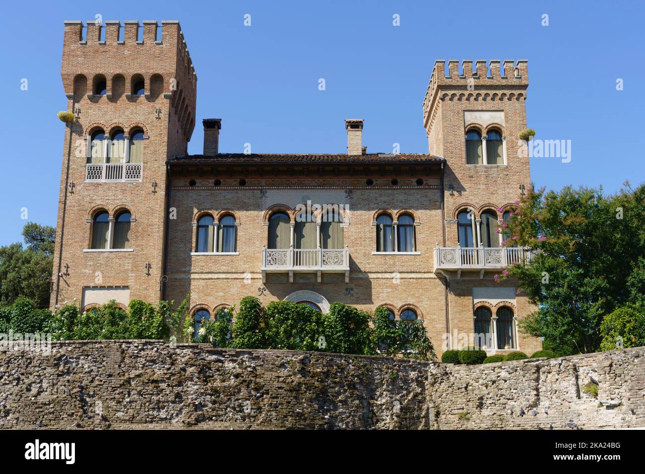 Exterior of historic buildings in Treviso, Veneto, Italy Stock Photo ...