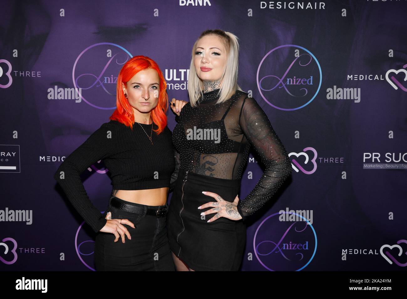 Colleen Waldau und Mimi Sweet beim Grand Opening der Beauty-Praxis Medicalthree & Lasernized in ...